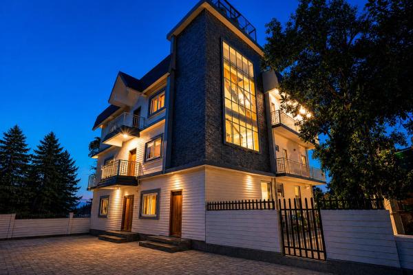 Alaya Stays Snowdrop 3 Bhk Apartment, Mussoorie - Mussoorie