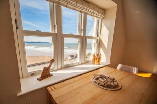 Hartland Heights - Braunton