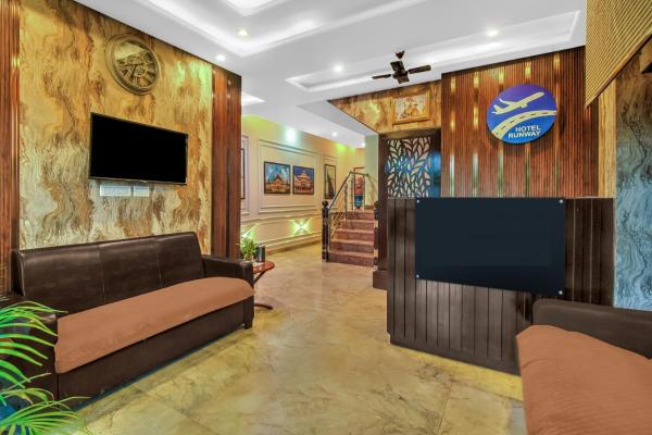 Hotel Runway, Sanganer - Jaipur