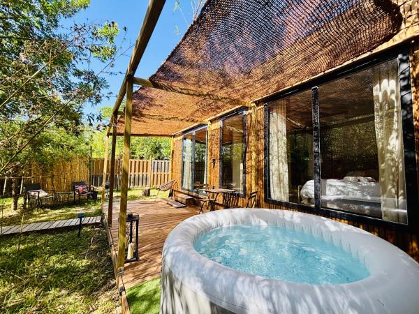 Tiny Suite Romantisme Et Jacuzzi En Camargue - Saint-Gilles, France