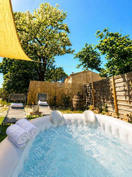 Bungalow Jacuzzi & Jardin Privatif Séjour Détente Au Soleil - Carqueiranne
