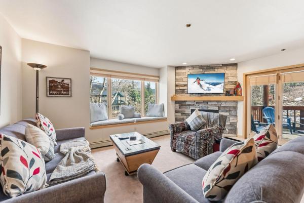 Breck Getaway Ski-in-ski-out Shared Hot Tub - Breckenridge, CO