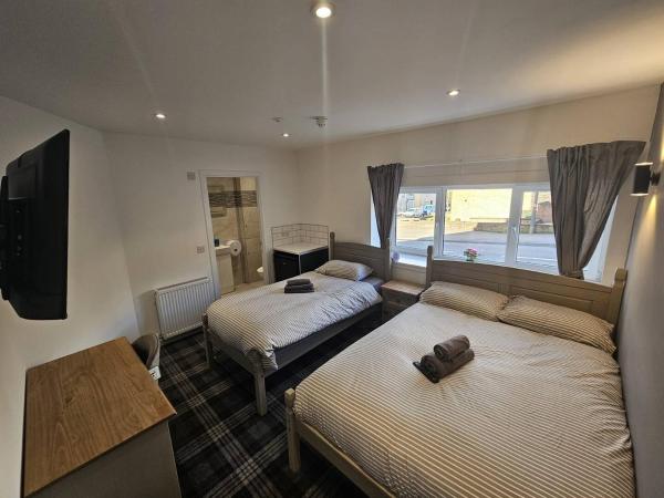 Rooms At The Royal In Kelty, Fife - Fife