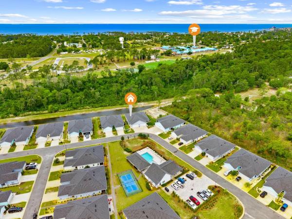 Beach House - Ocean Breeze Cottage By Panhandle Getaways - Port St. Joe, FL
