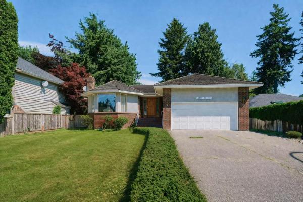 Spacious House Near Ferry - Delta