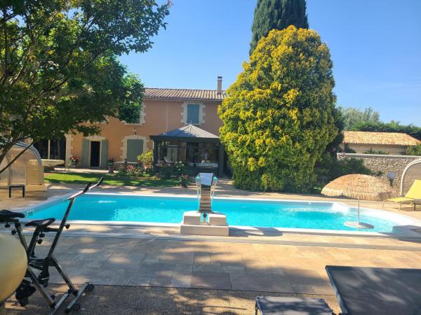 Gite Avec Piscine Le Coin Rétro - Cavaillon