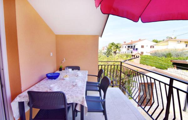 Comfortable Flat With Terrace In Umag - Umag