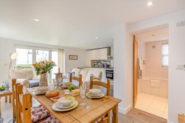 2 Bed In Dartmouth Oc-c34971 - 다트머스