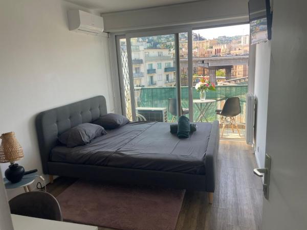 Room With Balcony & Air Conditioning - Nice Centre, 5 Min From Sea & Promenade - Nice