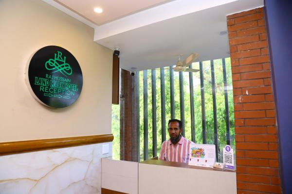 Raj Hussain Land Mark Hotel - Mayiladuthurai