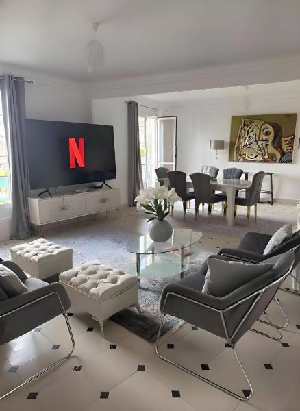 Elegant Apartment - Arc De Triomphe - Clichy