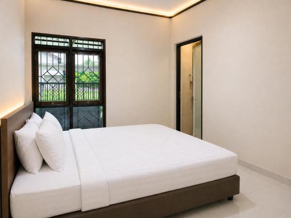 Villa Lumbung Karang Bayan - Mataram