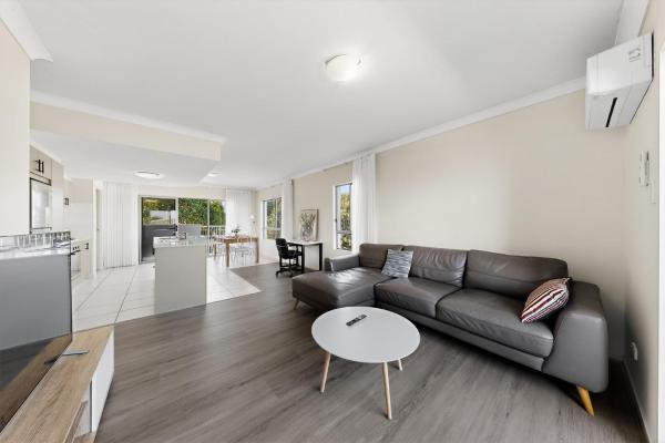 Modern 2br Mango Hill Stay Close To Shops & Rail - Beachmere