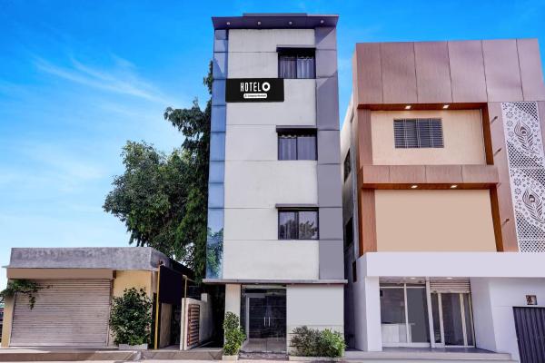 Super Hotel O Shri Saibaba Sansthan Temple Shirdi Formerly Kalpadeep Inn - Shirdi