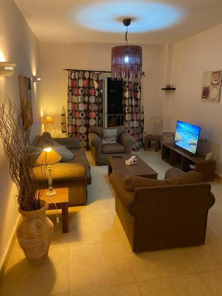 Spacious 2br Pool-view Apartment In Hadaba - Égypte