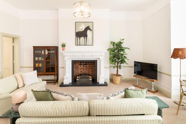 Stunning Sea Views & Designer Living Sleeps 5 - Dawlish