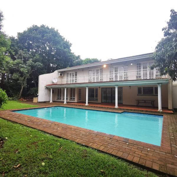 Spacious 4br Home Pool Balconies Krantzkloof - Pinetown