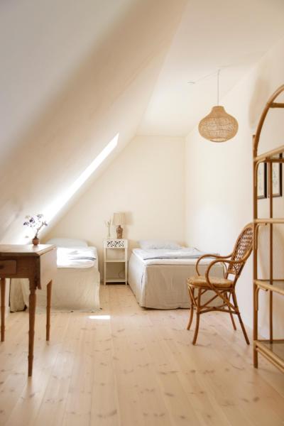 Atma Guesthouse - Cozy And Simple Farmhouse Bed & Breakfast - Dinamarca