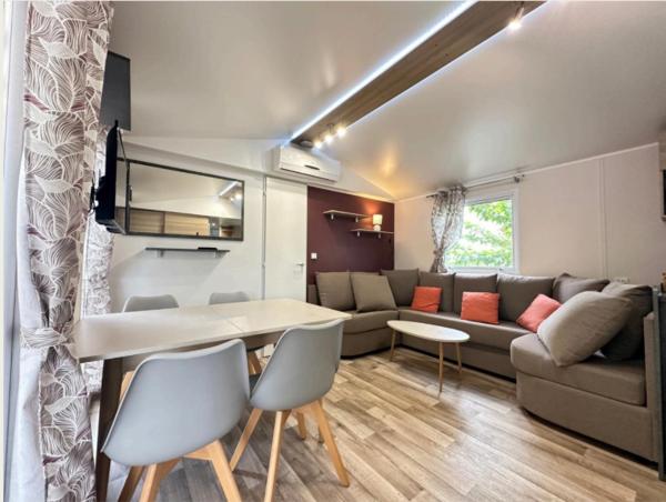 Mobile-home Au Lac Des Rêves Avec Climatisation - Carnon