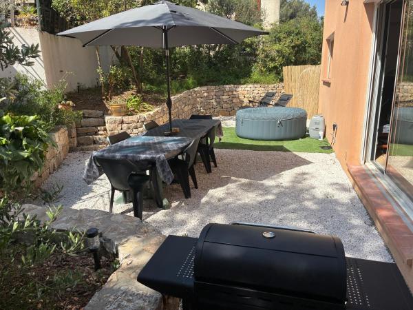 Villa Au Pradet, Jardin,calme,à 5 Min De La Mer - Carqueiranne