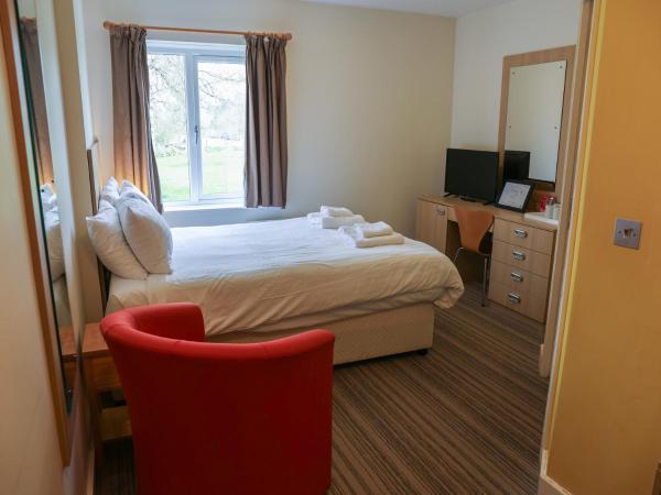 Jubilee Ground-floor Double Bedroom - Penrith