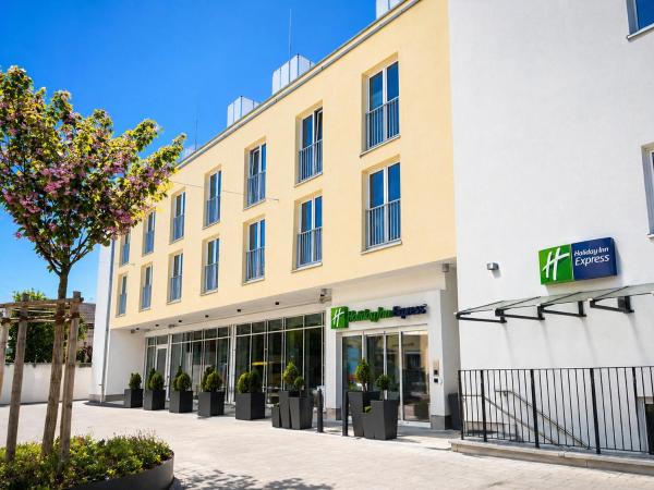 Holiday Inn Express Munich Airport - Erding By Ihg - Erding