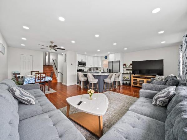 Cozy 3br, Near Nyc, Cruise Port,statue Of Liberty, Free Driveway Parking - Bayonne, NJ