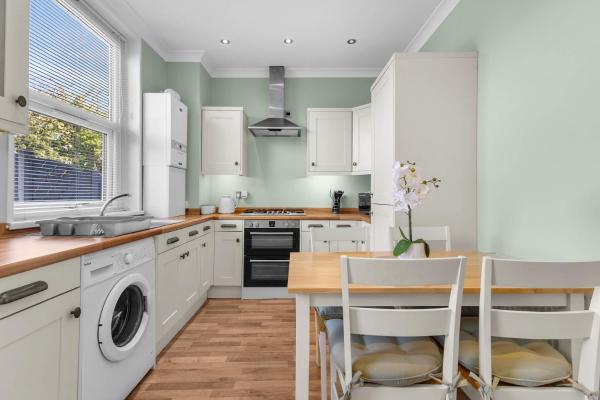 Cosy Green End Retreat - Barnsley