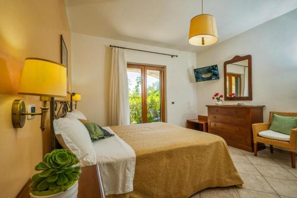 Agriturismo Parmenide - Italy