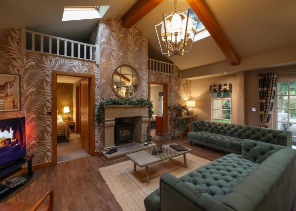 Grand Fir Lodge - The Hollies Retreats - Tarporley