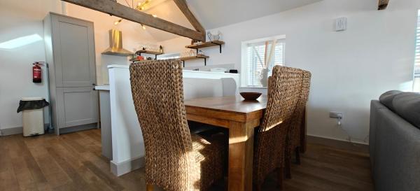 2 Beds - 2 Minute Walk To Beach! - Woolacombe