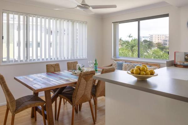 2 Mins To Kings Beach W Shared Rooftop And Whale Watching Views Plus Pool - Caloundra