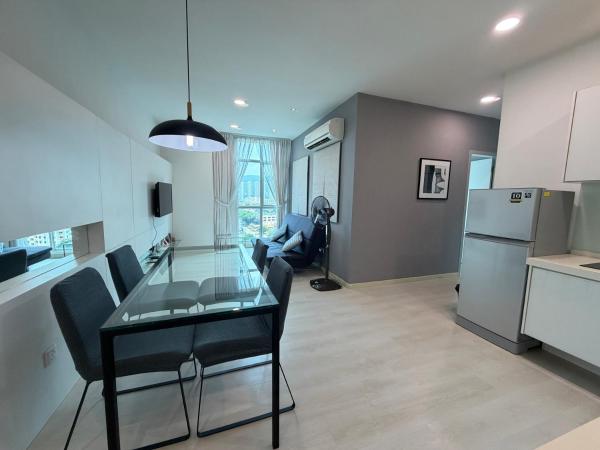 Azure Jelutong Strait Garden With Pool 2br - Pulau Pinang