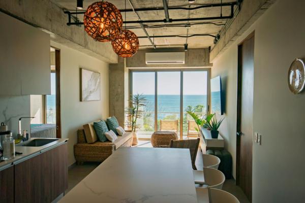 Golden Hour Getaway El Zonte 2b 2ba Condo - El Salvador