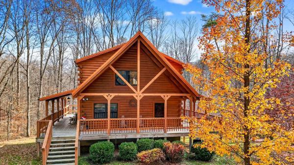 The Malbec Cabin - Hocking County, OH