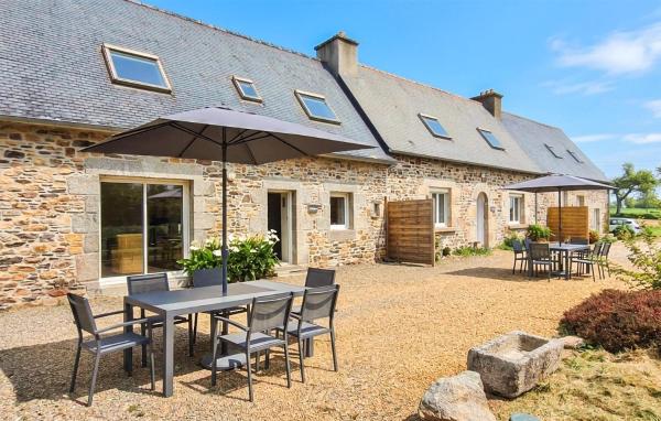 2 Bedroom Gorgeous Home In Rospez - Lannion
