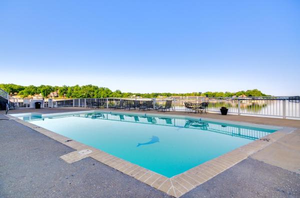 Lake Access! Family Gem In Osage Beach - United States