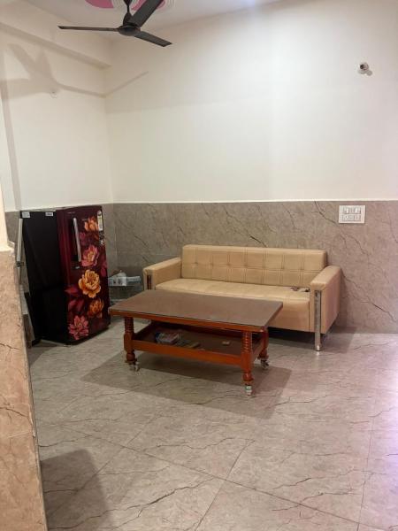 The Firstpage Rooms - Delhi