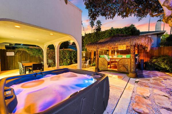 20% Off May 7-10 Walk2beach Tiki Cabana Hot Tub - Oxnard, CA