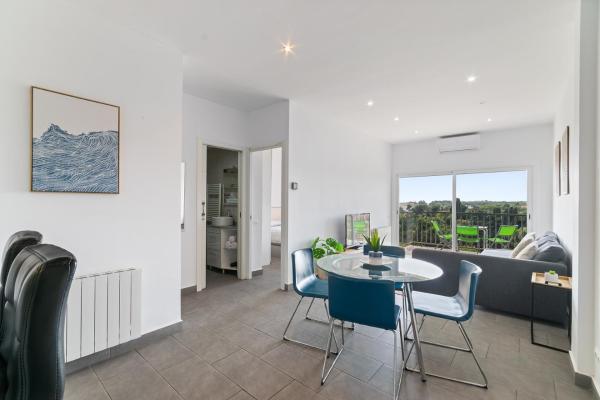 Cosy Well Situed Apartment With Sea View - Sitges