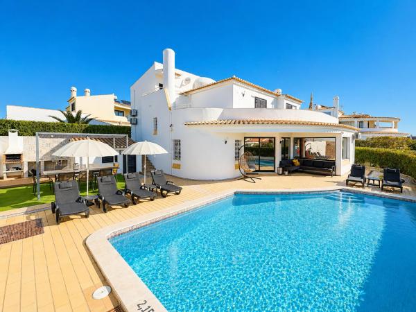 Villa Cristina 17 - Pool & 10 Min Walk From Beach - Armação de Pêra
