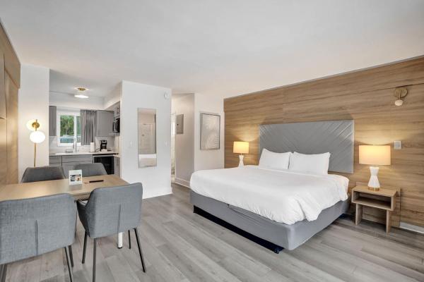 King Suite Stay At The Botanica - Fort Lauderdale, FL
