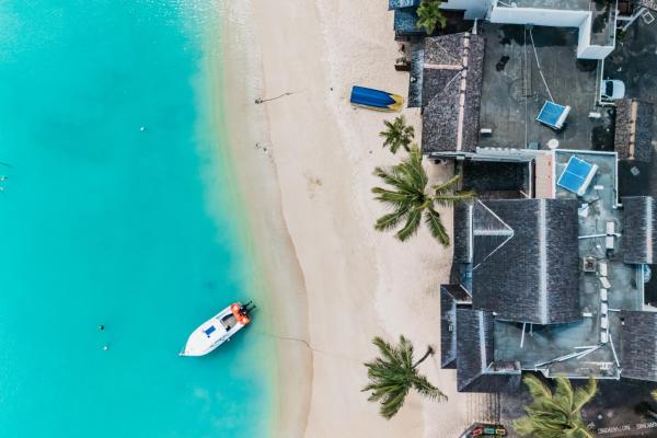 Grand Baie Seaview Penthouse-direct On Beach - Mauritius
