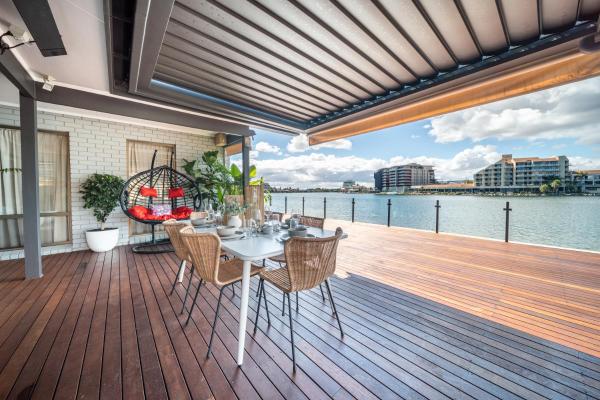 La Brisa Waterfront Family Home Beach Wifi - Adelaide