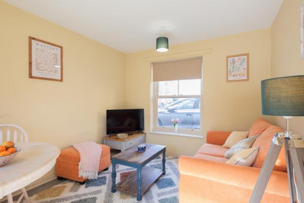 Sheriff's Tower Cottage - East - Bishop Auckland
