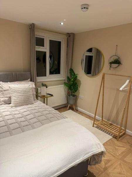 Peaceful Room With Private Bathroom In The Centre - St Albans