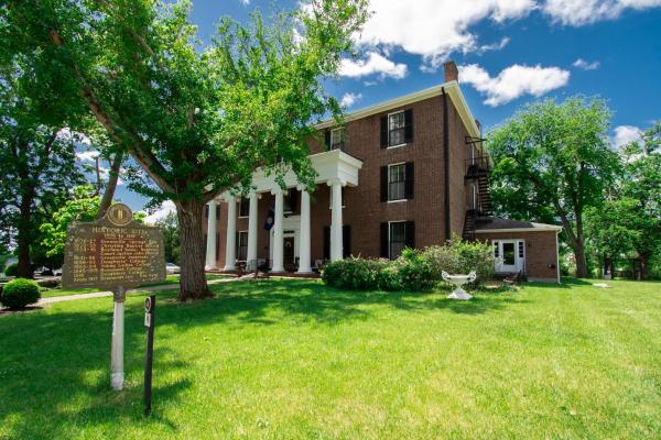 Beaumont Inn - Harrodsburg, KY