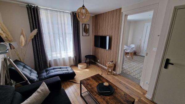 Appartement En Rez De Chaussée - Charleville-Mézières