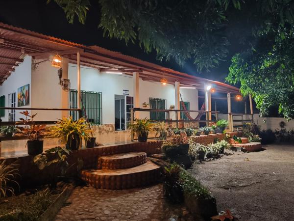 Casa Finca La Casona Con Piscina Privada - Cerca Al Parque Tayrona - Parque Nacional Natural Tayrona