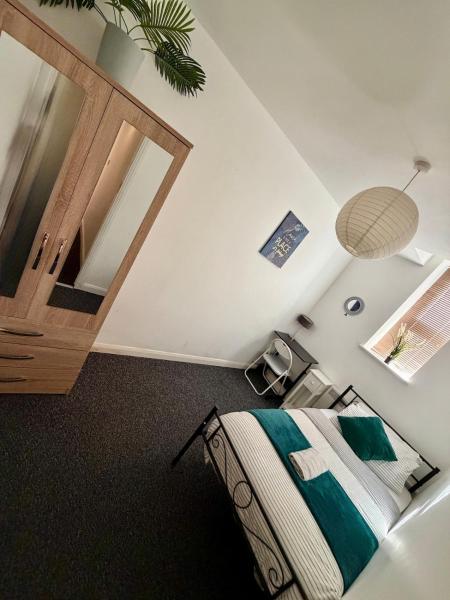 Stylish Cosy Homely 6bed Flat At Salford Precinct - Bolton